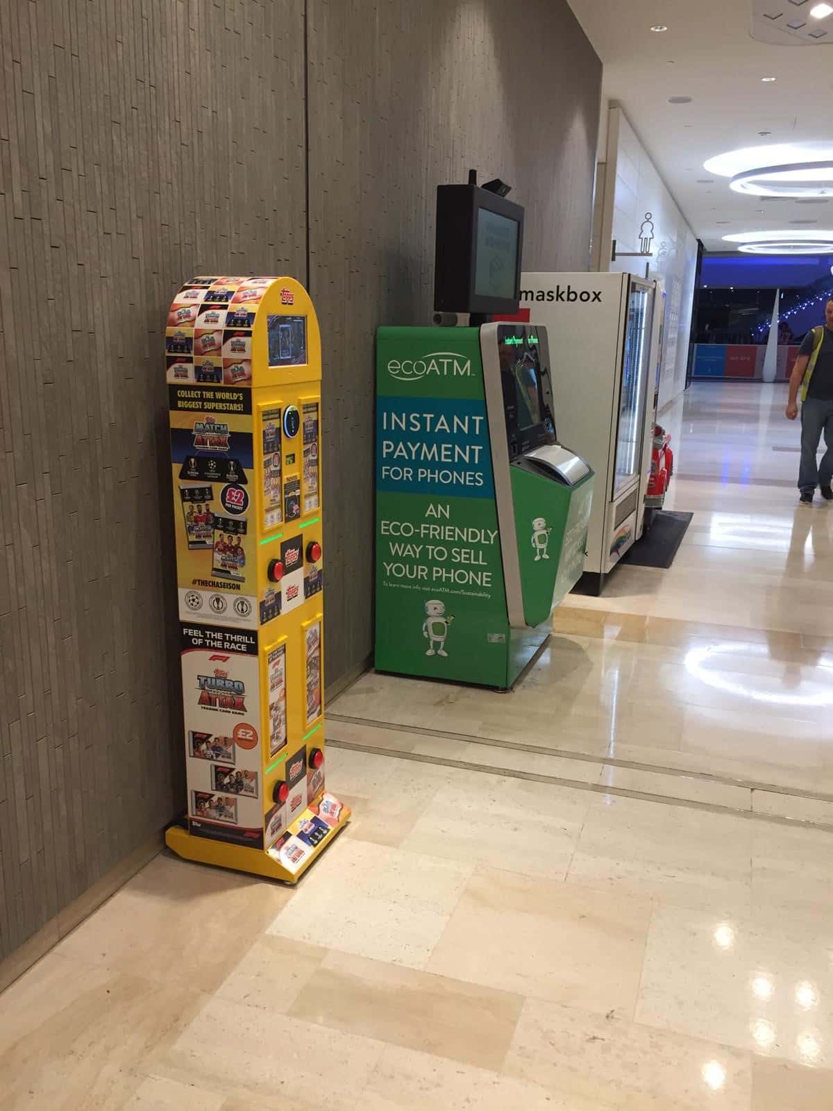 Trading Card Tower – 4 Head Full Credit / Debit Card & 4G Mobile Device ...